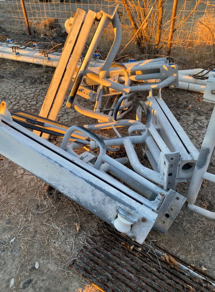 #DD2307 - Double 10 Parallel Turner Stalls - ID – Dairy Dealer LLC